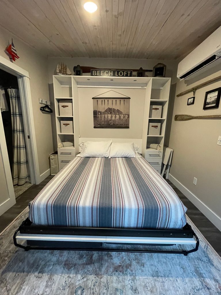 Rooms - Portage Point Inn Resort